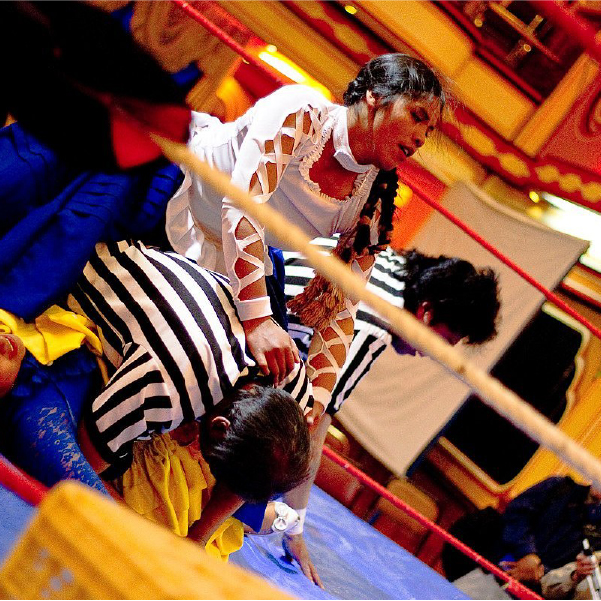 Cholitas Luchadoras – COCA TRAVELS BOLIVIA